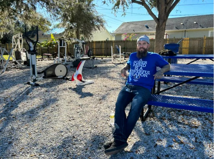 Broken to belonging: Venice man transforms with help from Season of Sharing